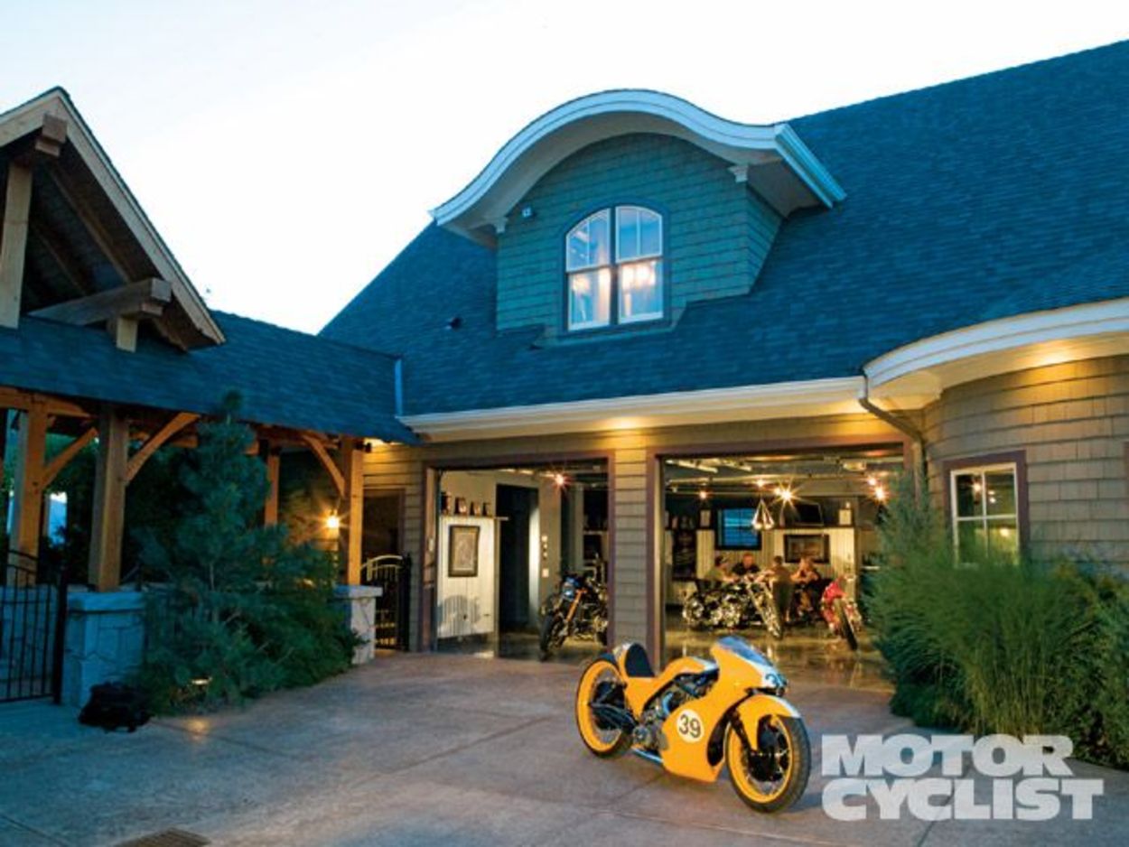 CarProperty.com / Motorcycle Dream Garages