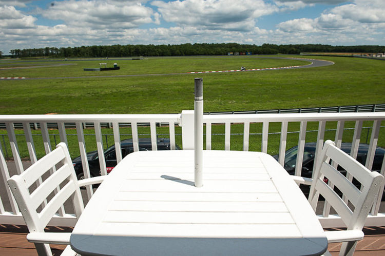 CarProperty.com / New Jersey Motorsports Park Exotic Car G...