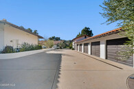 CarProperty.com / 9 Car Garage Estate House in Los Angeles...